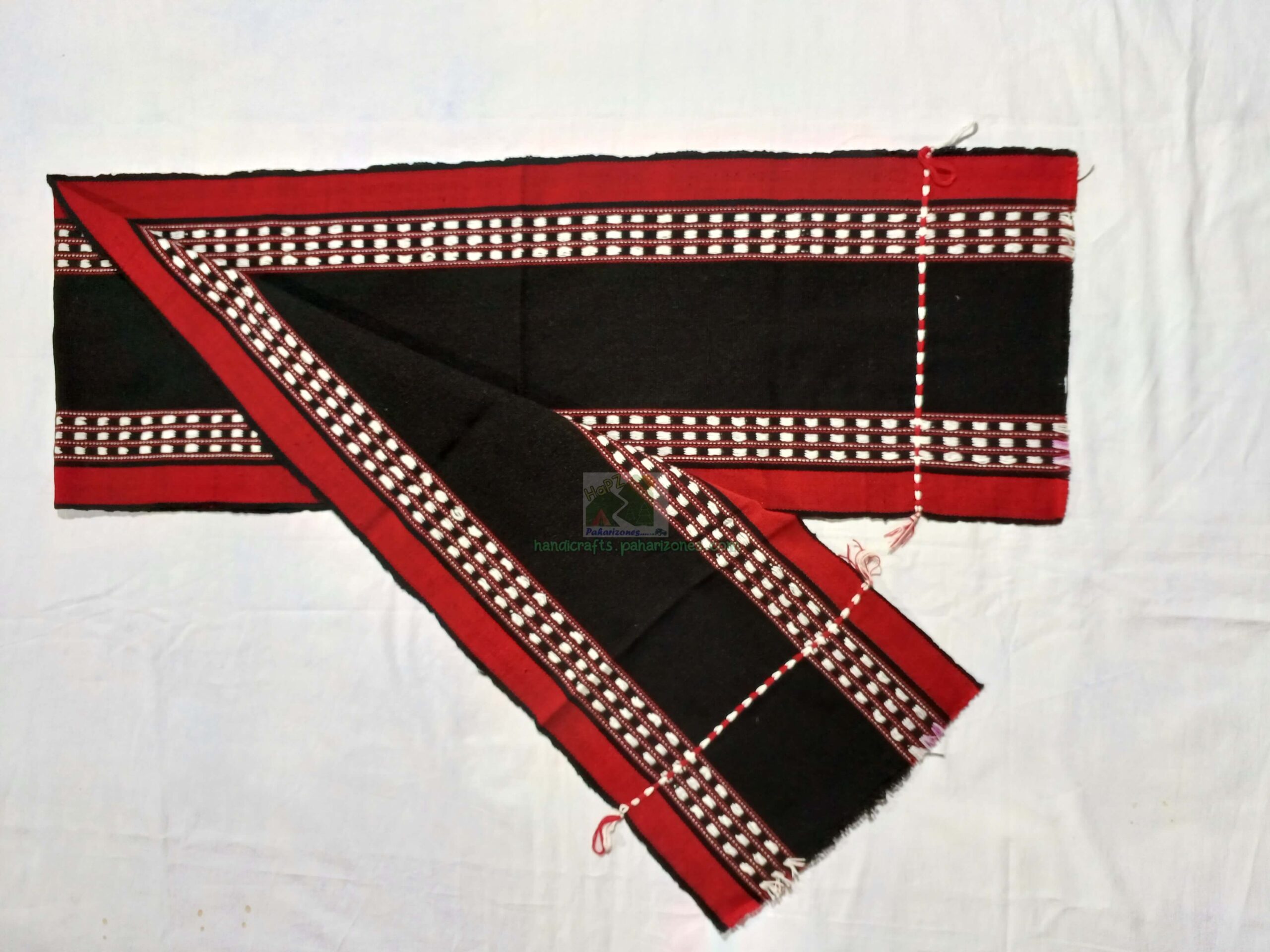 Traditional Muffer/Scarf_BlackRedStripe - Paharizones
